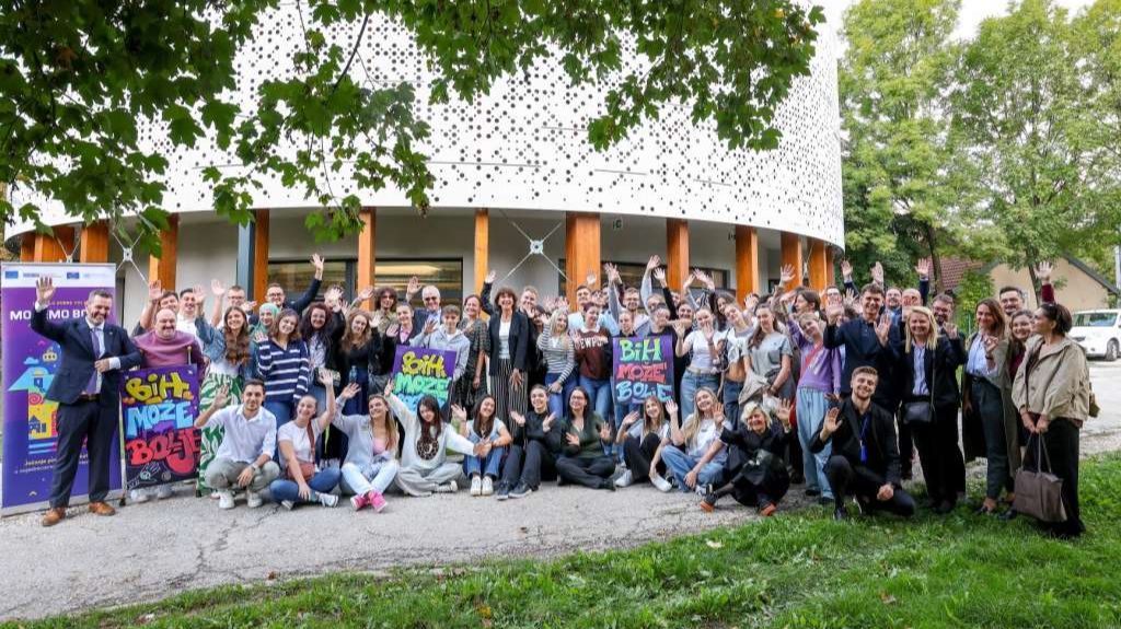 Mladi iz cijele BiH poslali poruku mira s Festivala mirovnog vajba