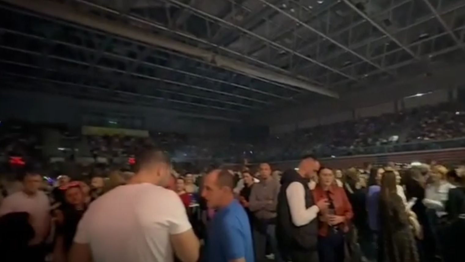 Arena Zenica krcata: Sve je spremno za koncert Lepe Brene
