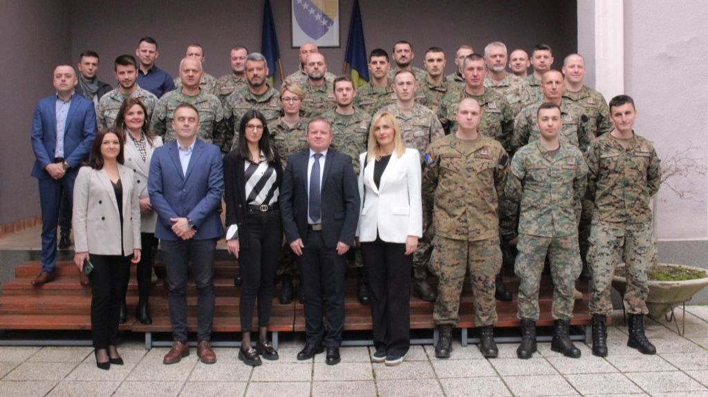 Obuka iz oblasti zaštite tajnih podataka pripadnika MO i OS BiH ...