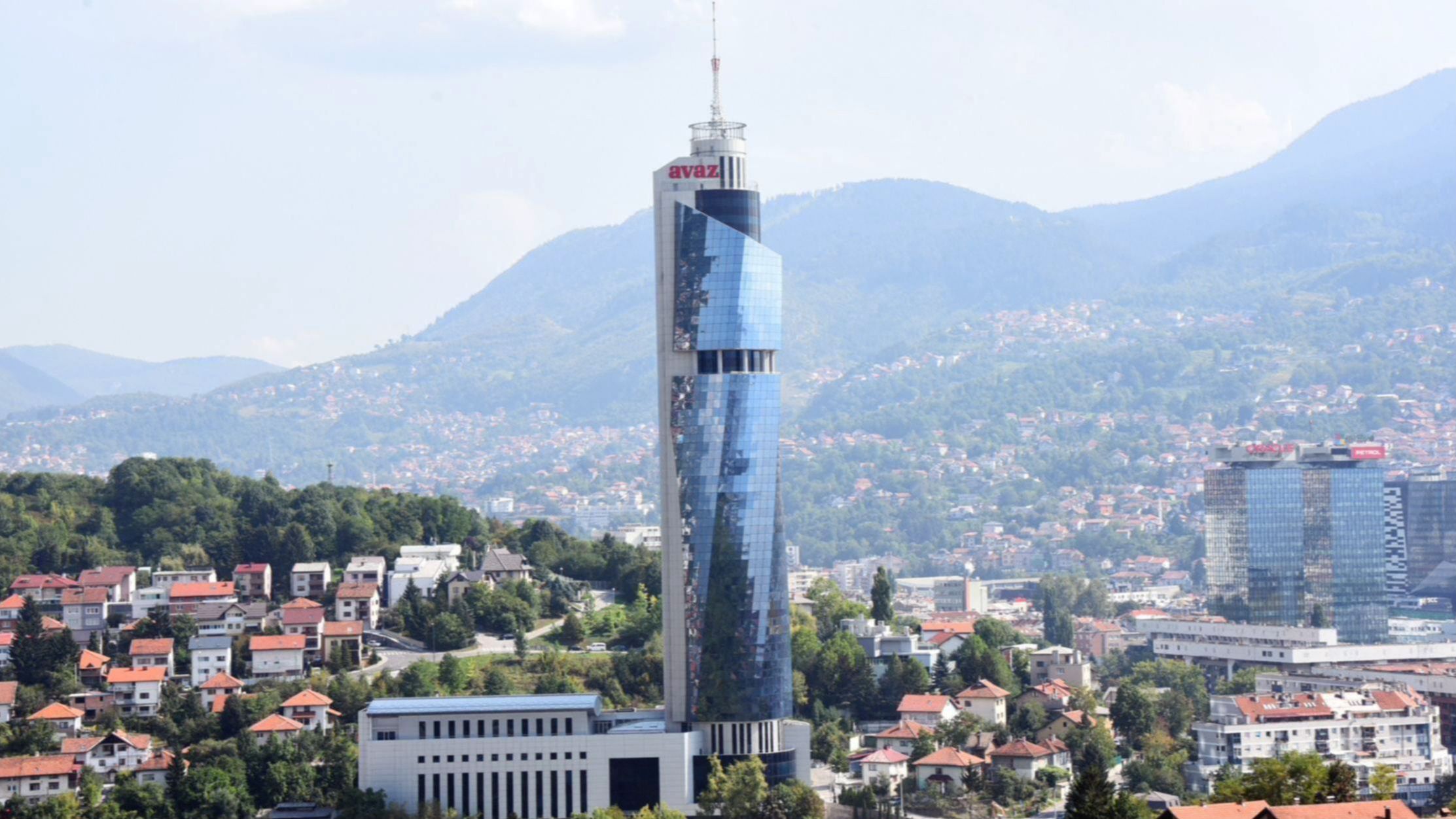 "Avaz-roto press" raspisuje konkurs za posao vozača