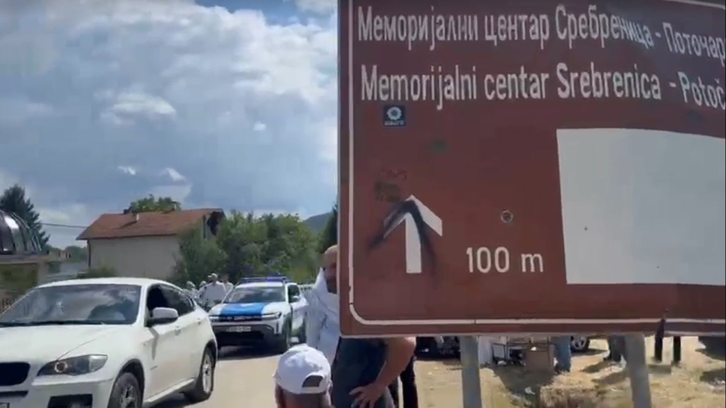 Mještani Potočara ponovo ostaju sami: Delegacije napuštaju Memorijalni ...