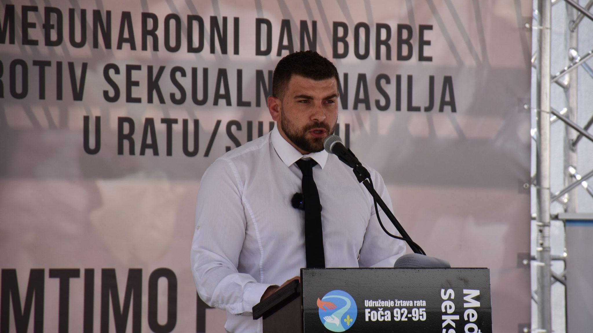 Alen Muhić, dijete rođeno zbog rata: Mi smo djeca Bosne i Hercegovine ...