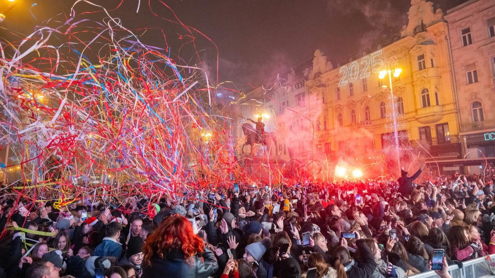 Spektakularan doček Nove godine u Zagrebu: Publiku zabavljali Josipa ...