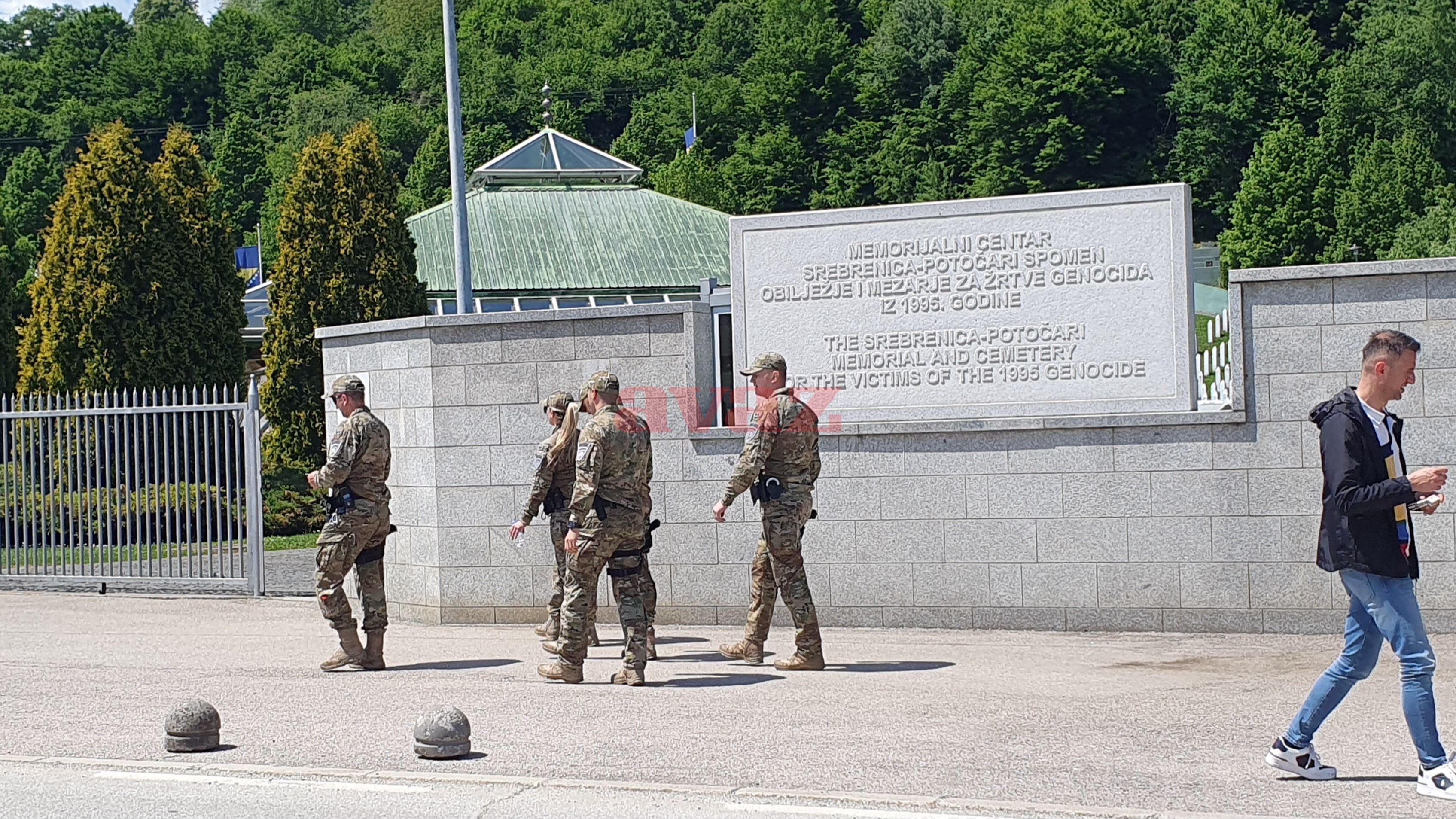 Memorijalni centar Potočari zatvara se u 14 sati: Nema ulaza mimo ...