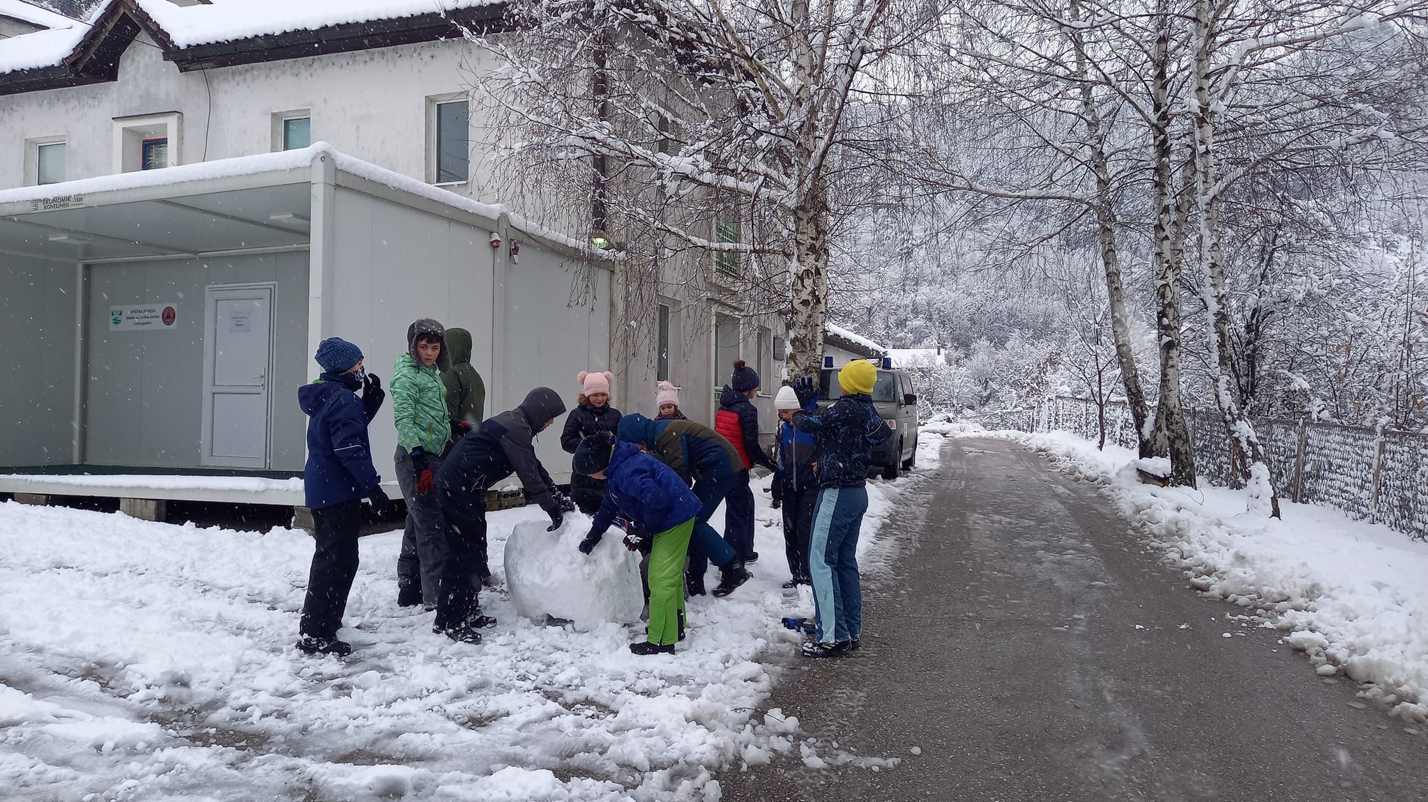 Mala raja posjetila ekipu Hitne pomoći: Napravili Snješka Bijelića