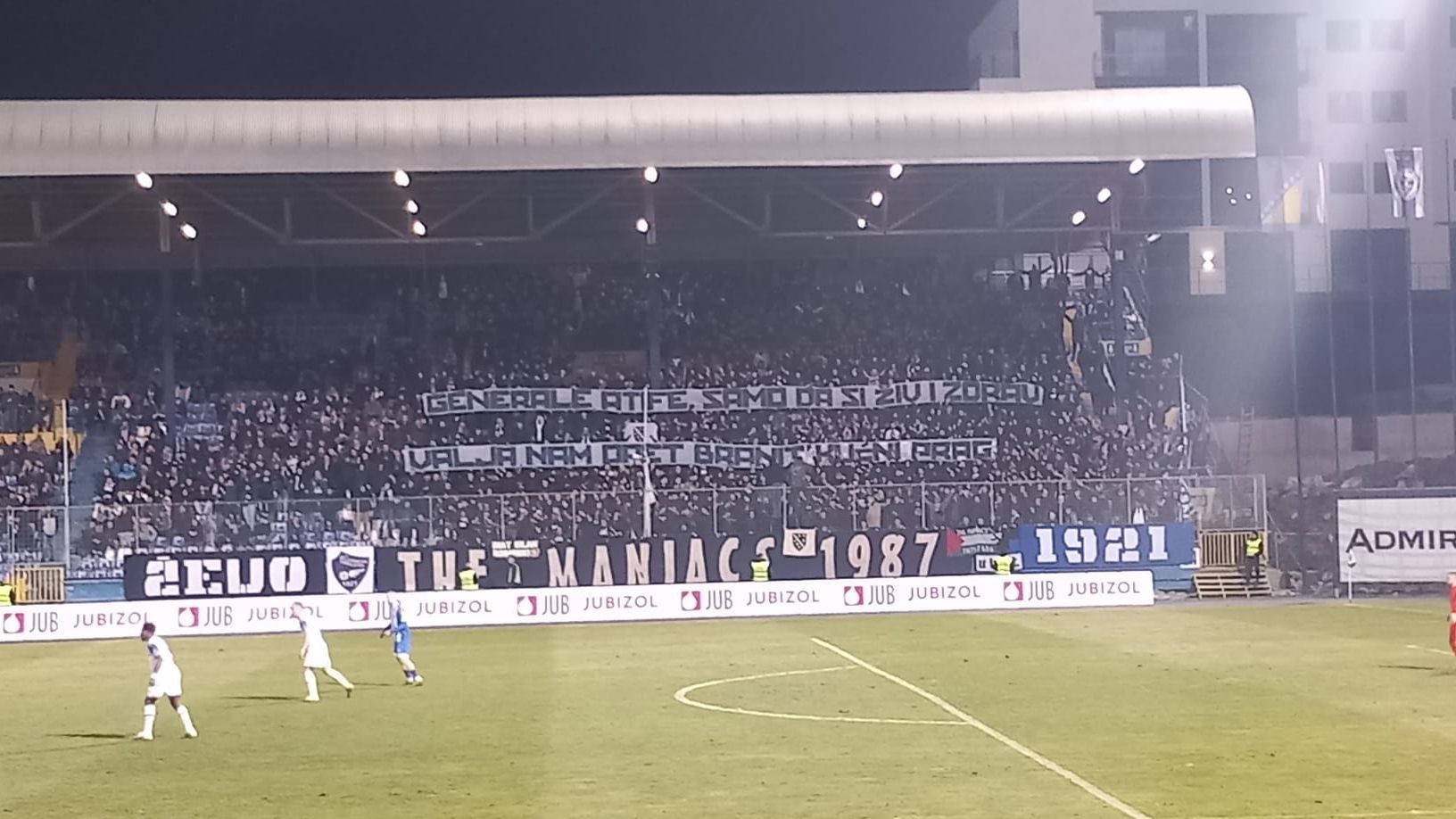 Manijaci poslali snažnu poruku Atifu Dudakoviću