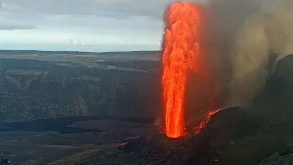 Pogledajte kako jedan od najaktivnijih svjetskih vulkana izbacuje lavu ...