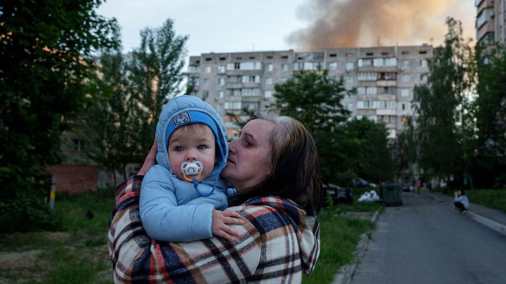 Kako žive Ukrajinci u Kijevu pod ruskim bombama: "Zgrade mogu da se ...
