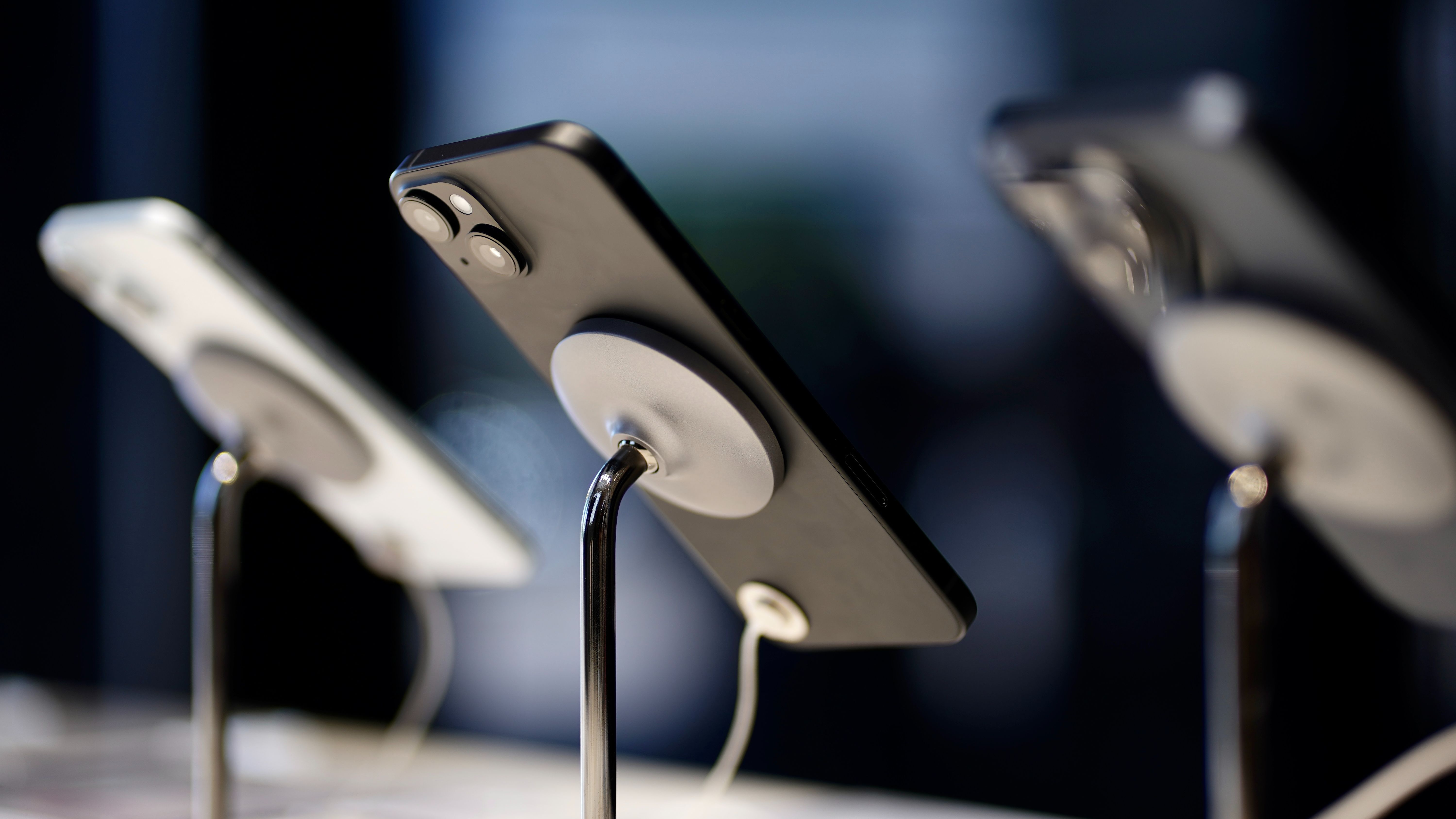 Predstavljen iPhone 15 i 15 Pro, te novi modeli Apple Watcha