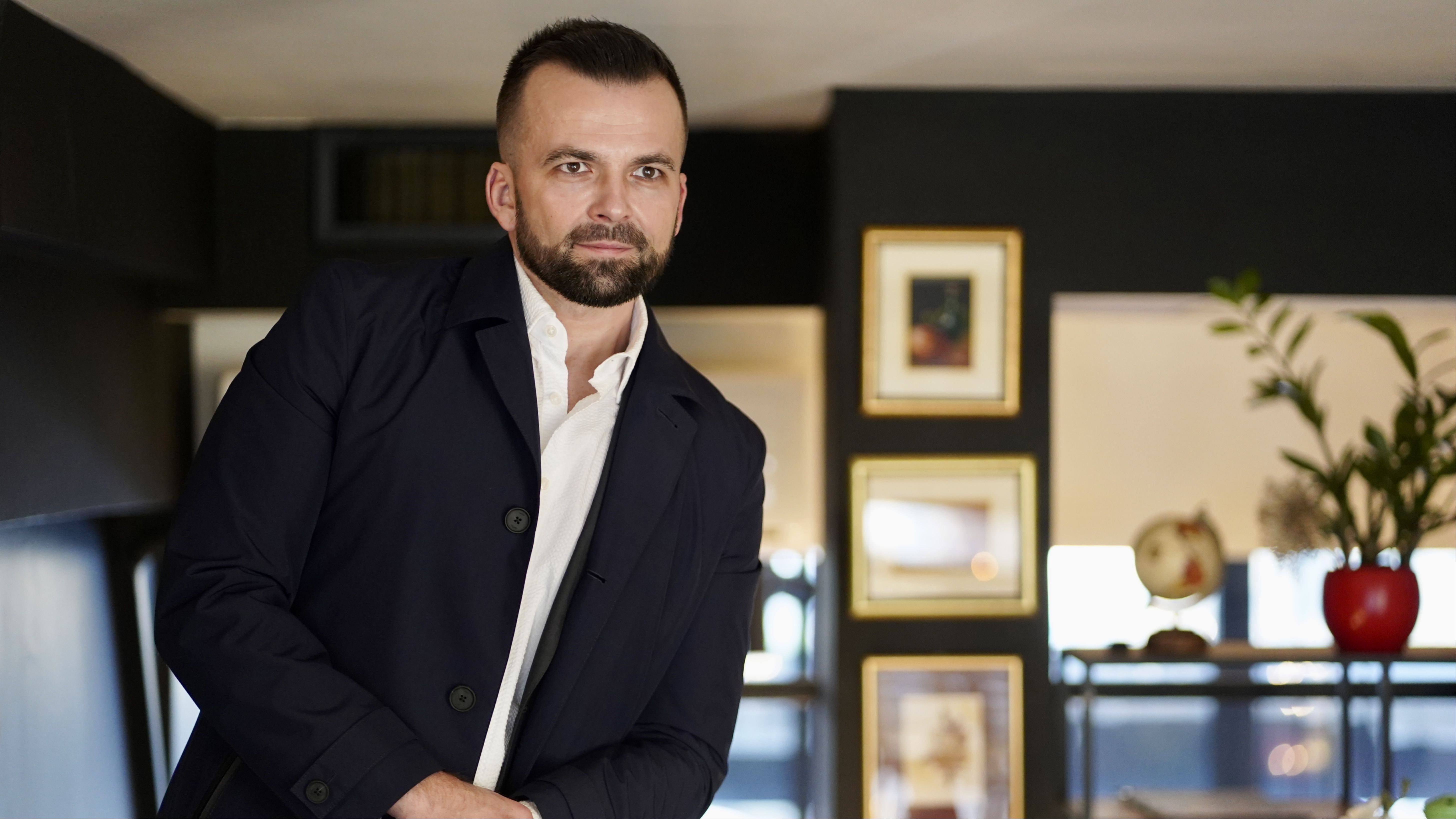 Glumac Adnan Hasković čestitao godišnjicu "Avazu": Želim vam da dugo ...