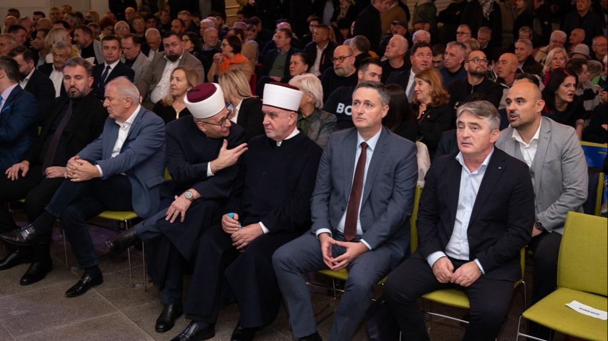 Premijerno prikazan film "Pravda" i promovisana fotomonografija "Heroji ...