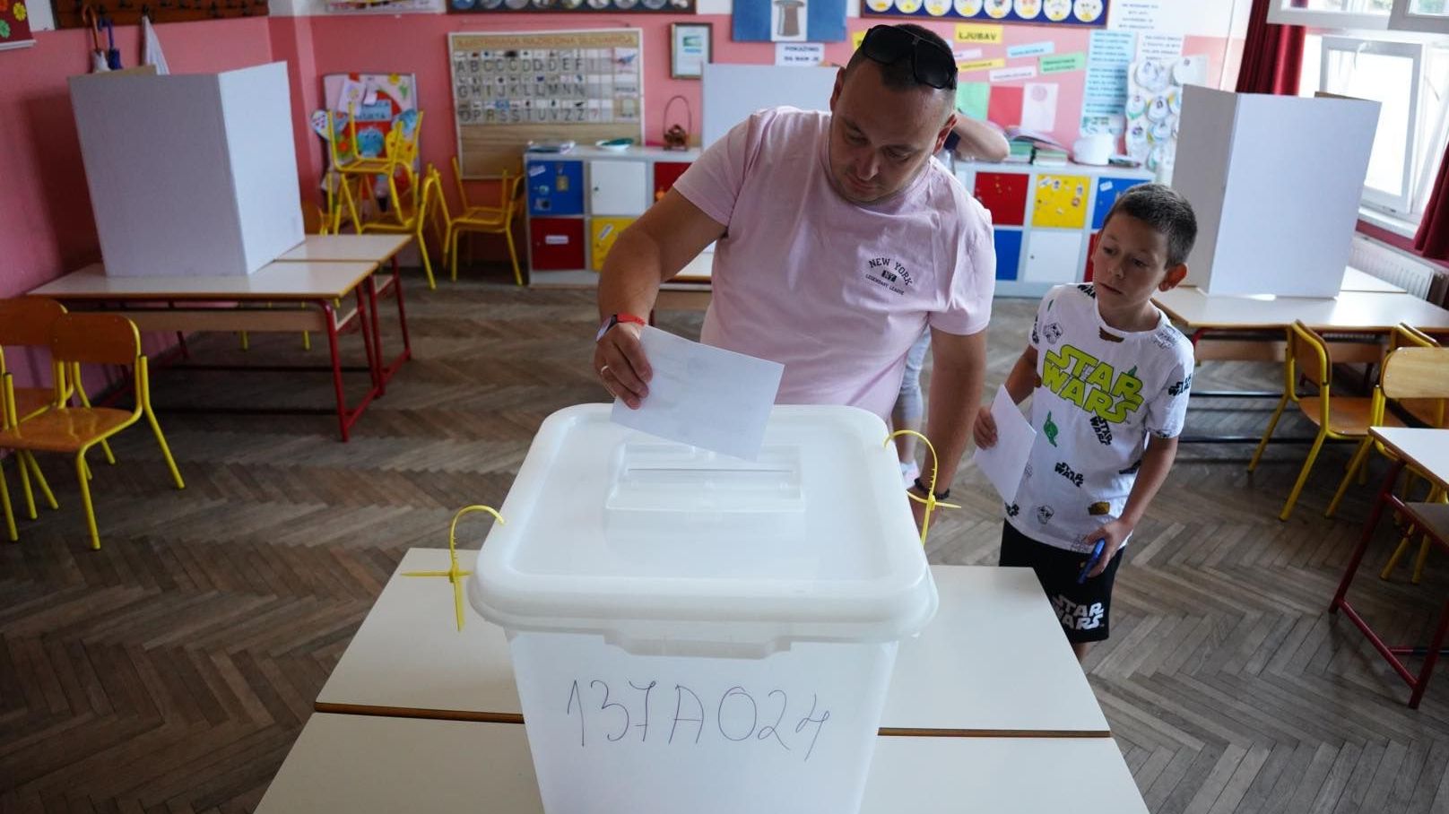 Izlaznost glasača na referendum u Općini Stari Grad do 11.00 sati manja ...