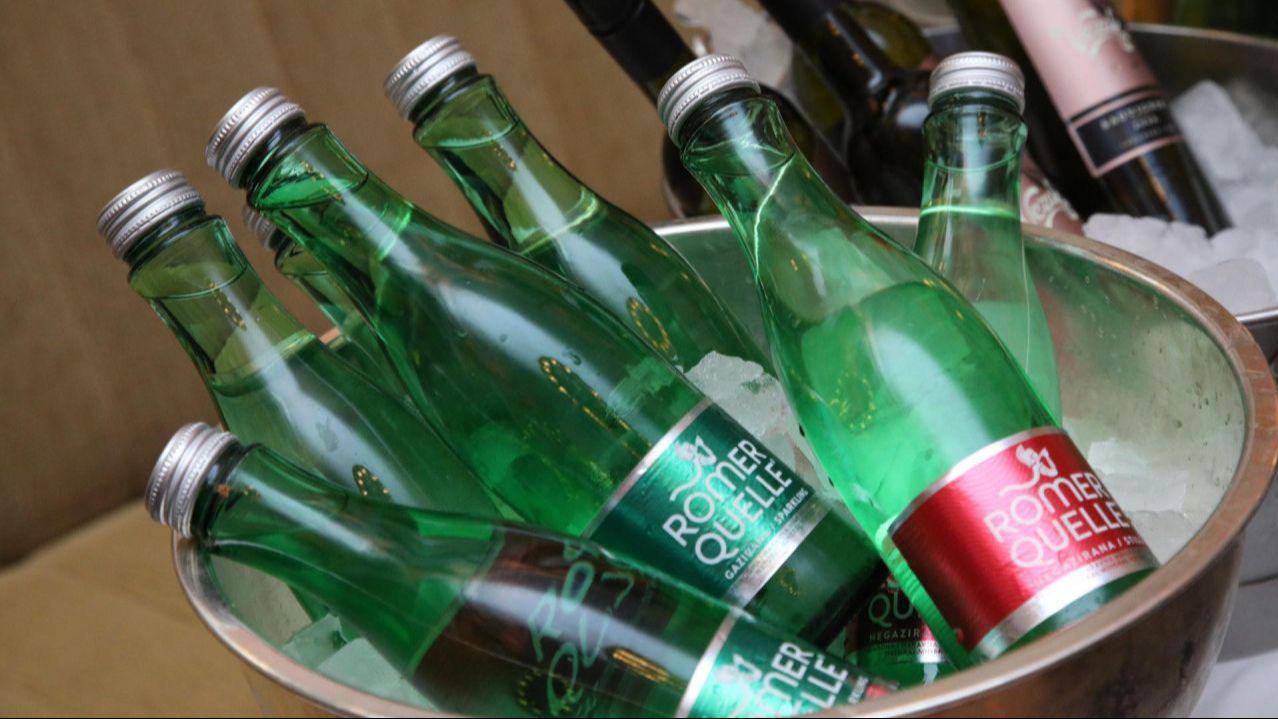 Dok slučajevi trovanja potresaju susjedstvo, stručnjaci savjetuju: Voda ...